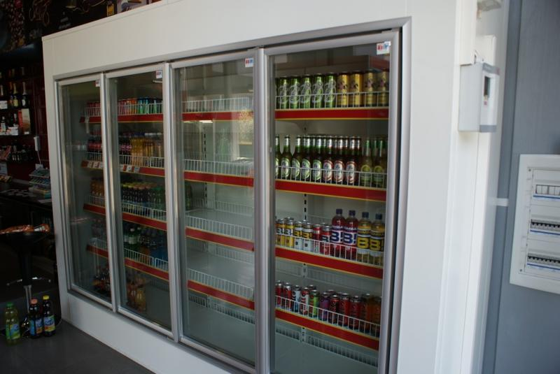 Glass door chamber